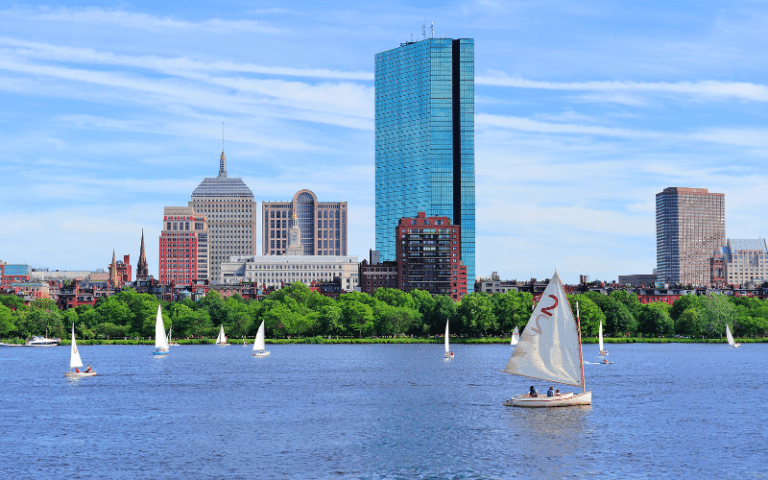 6 Best Places to Paddle Board in Boston, MA
